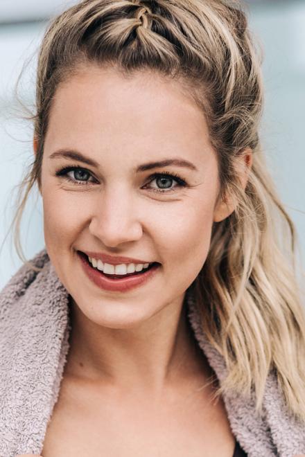 Svenja – Model – Kategorie: Beauty, Body Lingerie, Body Parts ...