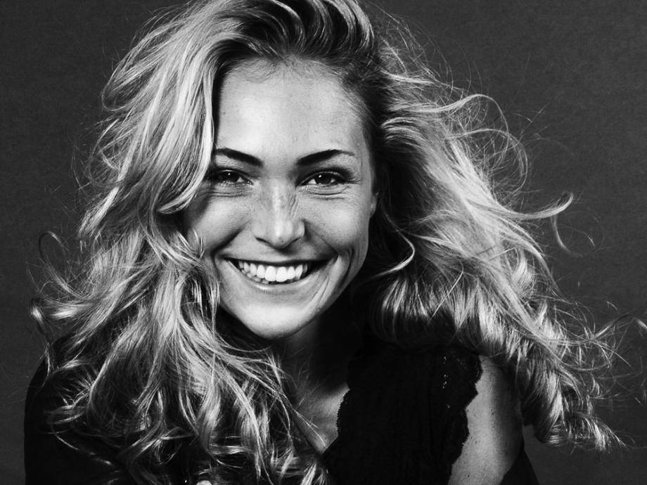 Isabelle – Model – Kategorie: Beauty, Commercial, Fashion, People