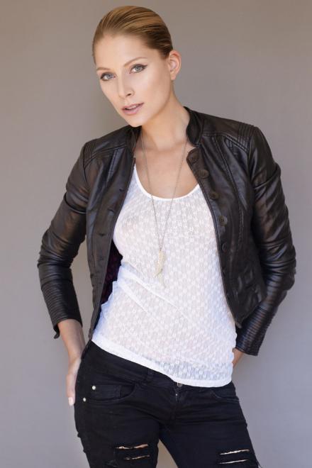 Jennifer – Model – Kategorie: Body Lingerie, Commercial, Fashion, Runway