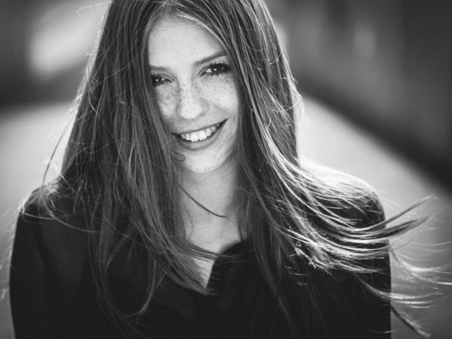 Pia – Model – Kategorie: Beauty, Commercial, People