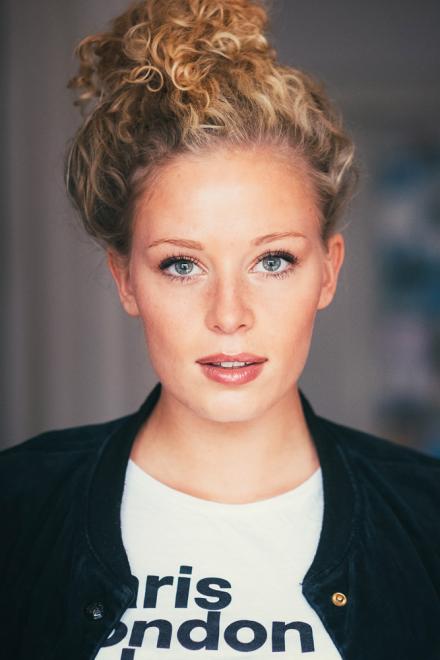Charline – Model – Kategorie: Beauty, Commercial